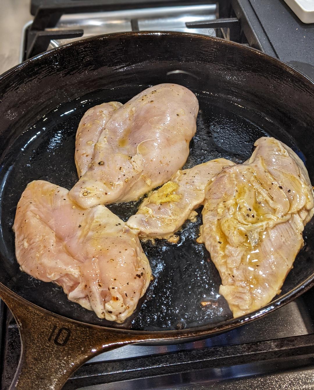 Hand Held BLTA Chicken Sandwich - Move Daily